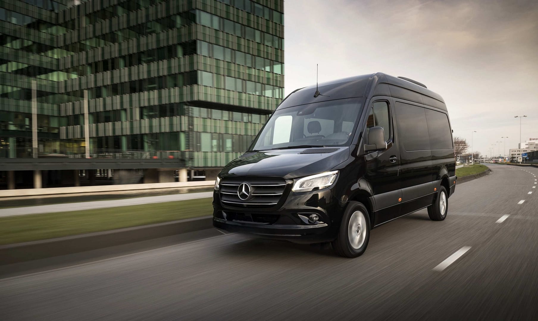 Mercedes-Benz 16-seater Minibus - Executive Travel Hub